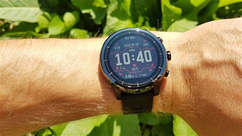 Nejlepší chytré hodinky do 5000 Kč - Xiaomi Amazfit 2 Stratos | Cena ...