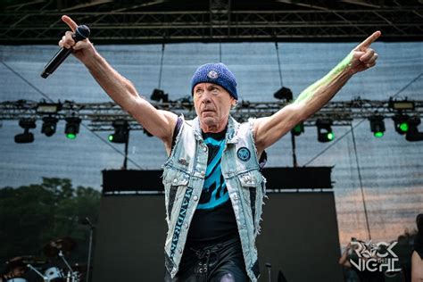 Ανταπόκριση Bruce Dickinson W Opening Act Caliberty Σόφια