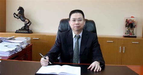 “火炬”血洗姚振华界面新闻 · Jmedia
