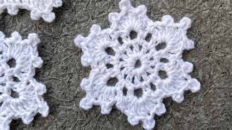 Easy Snowflake Crochet Pattern