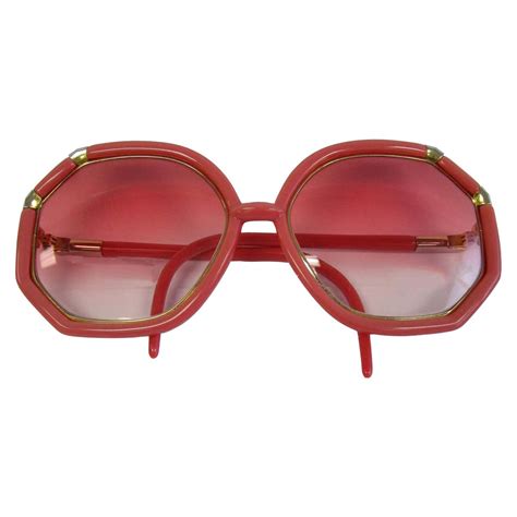 1970s Red And Gold Sunglasses With Rose Gradient Lenses For Sale At