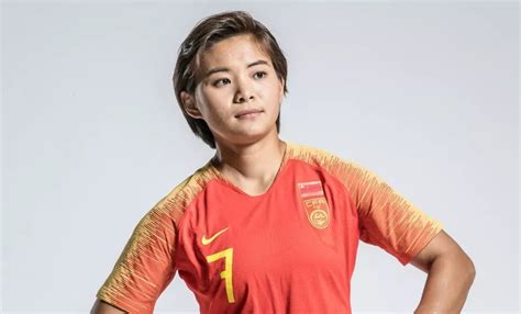 生态体育赏析女足出征世界杯定妆照出炉 核心球员王霜英姿飒爽 凤凰网