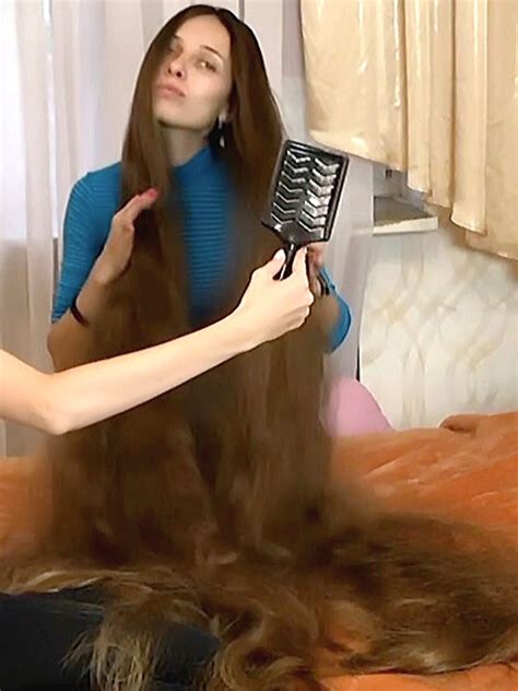 Video A Young Amazing Rapunzel Realrapunzels