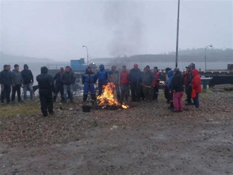 Turistas Aislados En Melinka Dicen Sentirse Moneda De Cambio Entre