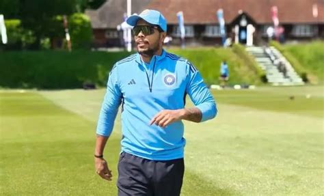 Umesh Yadav నా పేరు వచ్చేసరికి ఫ్రాంచైజీల వద్ద సొమ్ము లేదేమో ఉమేశ్