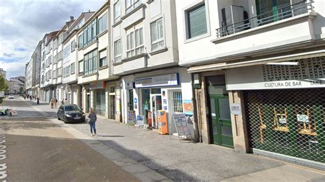 Herida grave una mujer tras ser apuñalada por su pareja en Santiago