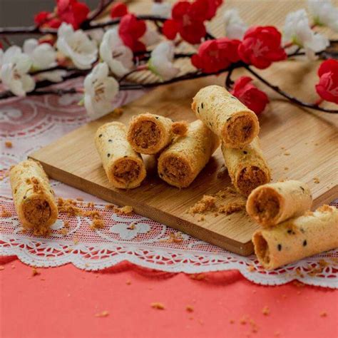 Chicken Floss Egg Roll Junandus