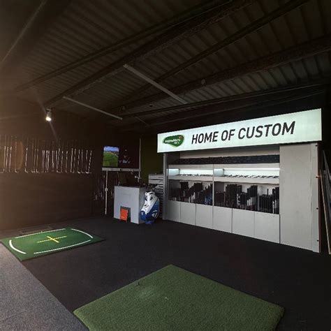 Golf Club Custom Fitting Session Custom Fitting Session