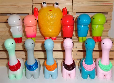 Collecting Toyz Super Awesome Chima Group Toys