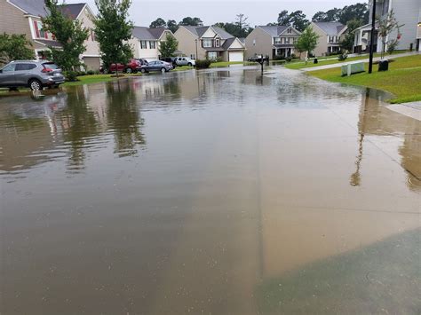 Video Strong Thunderstorms Cause Damage Flooding In Summerville And