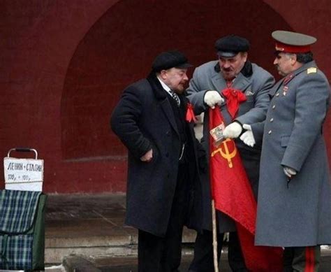 为什么普京和列宁的名字里都有弗拉基米尔他们是亲戚么