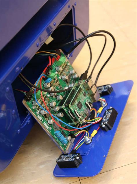 Pulurobots Controller Board Electronics