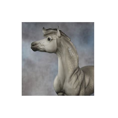 Breyer Traditional 1774 Hwin Mustang