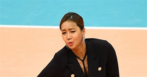 포토 치어리더 배수현 아찔하게