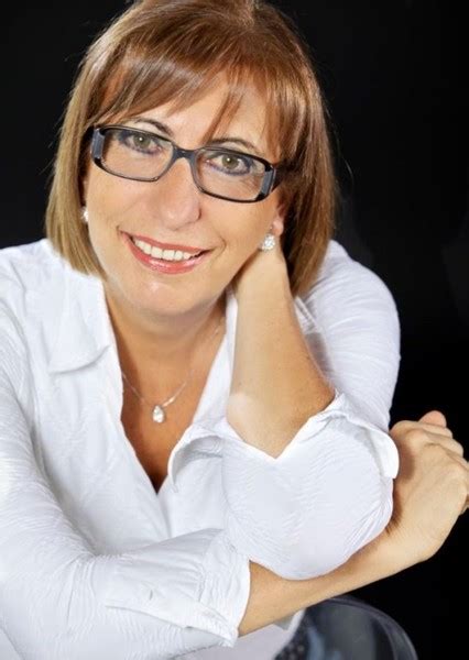 Aria Capria Fan Casting