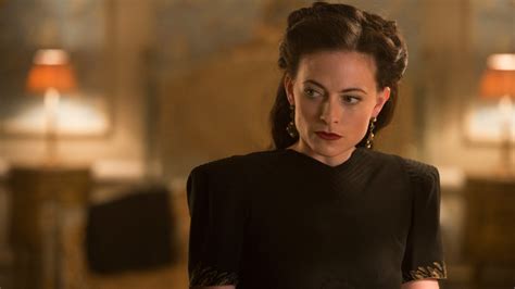 Lara Pulver Photo 291 Of 322 Pics Wallpaper Photo 672485 Theplace2
