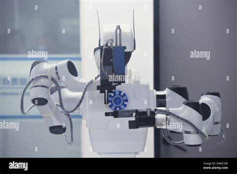 Hangzhou China March 7 2024 A Nanoscale Microfluidic Droplet Manipulation Robot With A