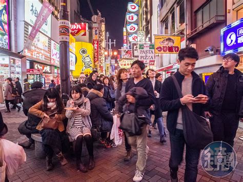 【春節旅遊 聰明換匯】省錢3招 讓你出國多買個名牌包 鏡週刊 Mirror Media