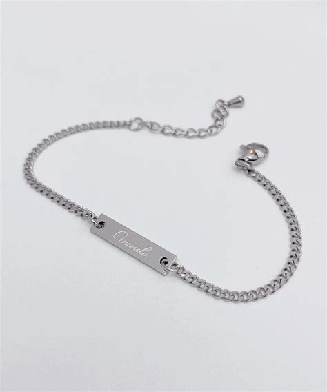 써지컬스틸 심플 이니셜 각인 이름 데일리 학생 커플 우정 남자 친구 체인 팔찌 에이블리