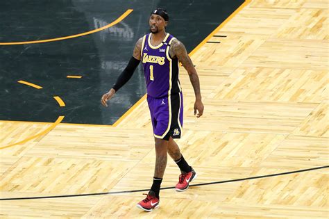 Report Lakers Kentavious Caldwell Pope Robbed At Gunpoint In La