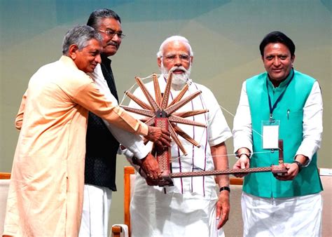 Gandhinagar Pm Narendra Modi During Inauguration And Foundation