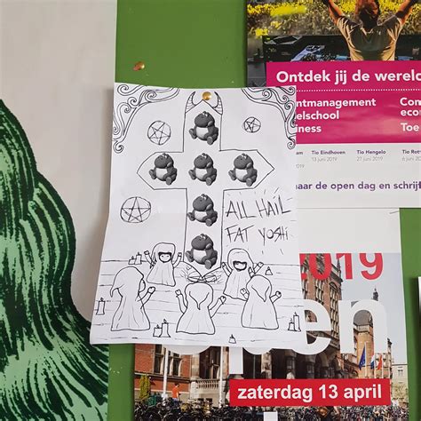 Fat Yoshi Is Taking Over My School Scrolller