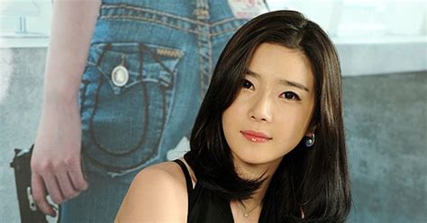 [t포토] 하지은 섹시한 유혹의 눈빛