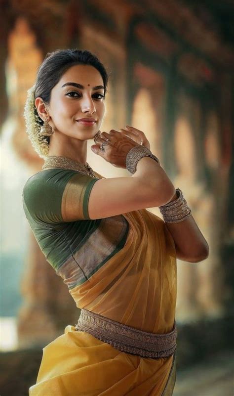 Pin By Suresh Kumar On Suresh Kumar Beautiful Women Photography