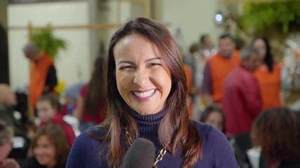 Tatiane Camargo Visita Quermesse Em Sumaré Sp Rede Globo