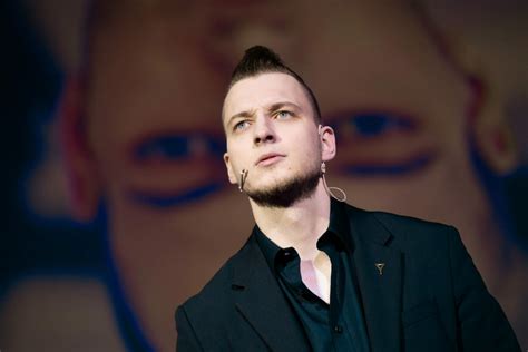 Magik Y Najpopularniejszy Polski Iluzjonista