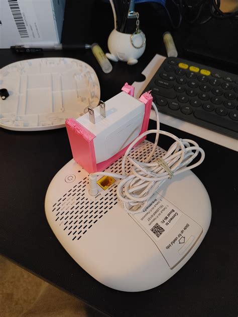 Telus Wifi Booster Socket Mount By D1medi Download Free Stl Model