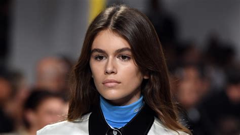 Nyfw Kaia Gerber Makes Debut At Calvin Klein Fashion Show