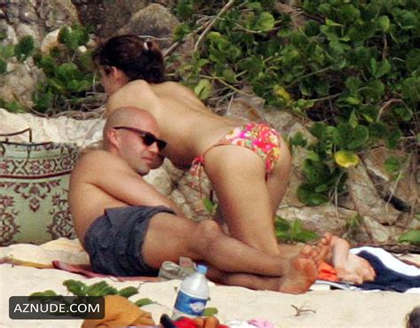 Kelly Brook Nude Old Photos From The Beach In Saint Barthelemy Aznude