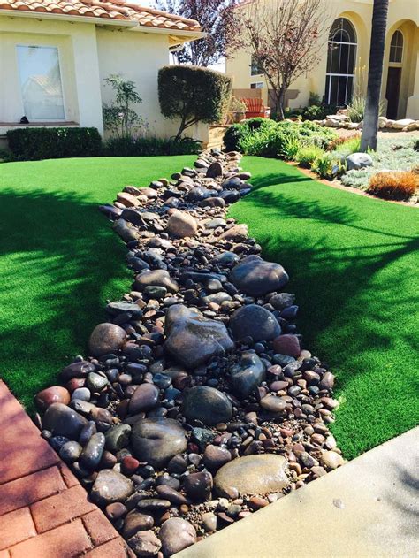 15 Artificial Grass And Rock Landscaping Ideas To Create The Perfect Yard