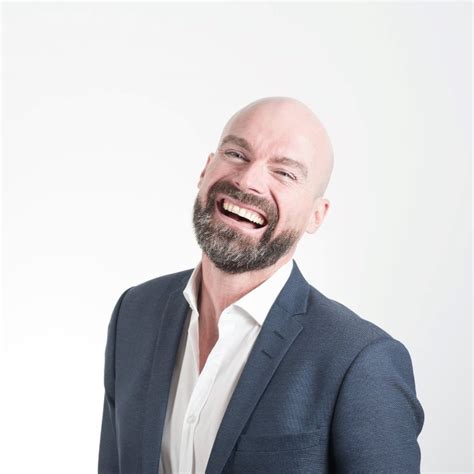 Kerry Moon Customer Success Manager Contoso Linkedin