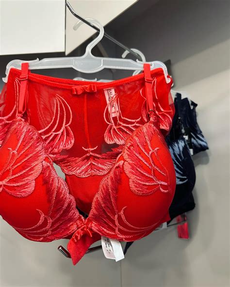 Білизна для всієї родини ️ Підберемо для вас бажаний колір розмір модель ️‍🔥 Instagram