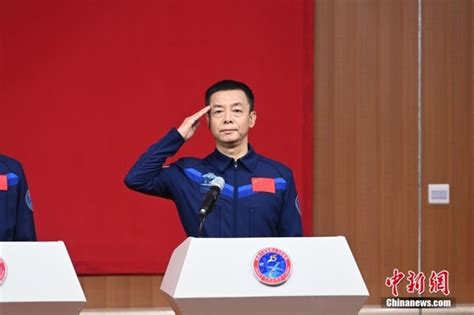 航天员邓清明25年终圆梦：飞天初心是常态更是姿态