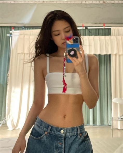 🌟 No Belly Loving Page Is Complete Without Blackpinks Jennies
