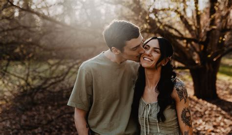 Jade Hendrickson And Brandon Hennings Wedding Website