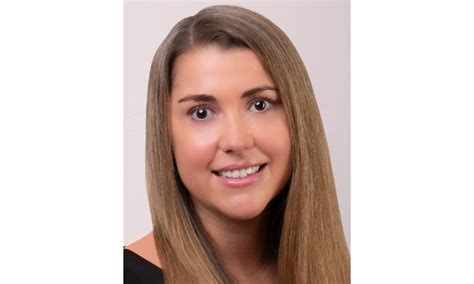 Axa Hires Middle Market Executive From Cna Business Insurance
