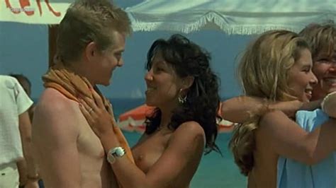 Naked Nathalie Sintes In Les Branchés à Saint Tropez