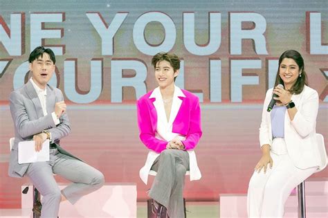 บันเทิง ‘พีพี กฤษฏ์ ในซีนสวยหวาน นั่งแท่น ‘friend Of Define