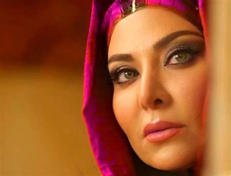 تصاویر بیوگرافی فقیهه سلطانی؛ عکس های همسر و دخترش گندم