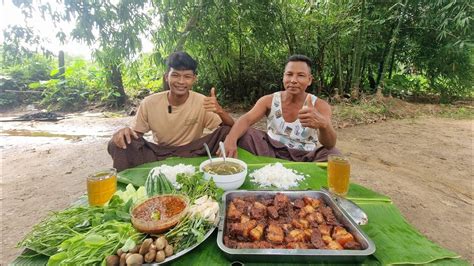 ညီညီလက်ရာ ဝက်သားနီချက် ရှယ်ဆွဲမယ်ဗျာ🤤🤤 Youtube