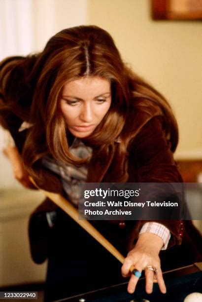 Abc Tv Series Wide World Of Mystery Photos And Premium High Res
