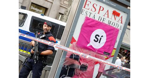 Бюлетини и урни бяха доставени в някои от каталонските секции