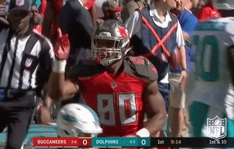 Tampa Bay Buccaneers Football Gif By Nfl Find Share On Giphy