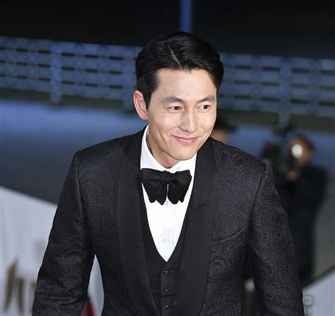 Jung Woo Sung에 있는 Rifqi Naila님의 핀