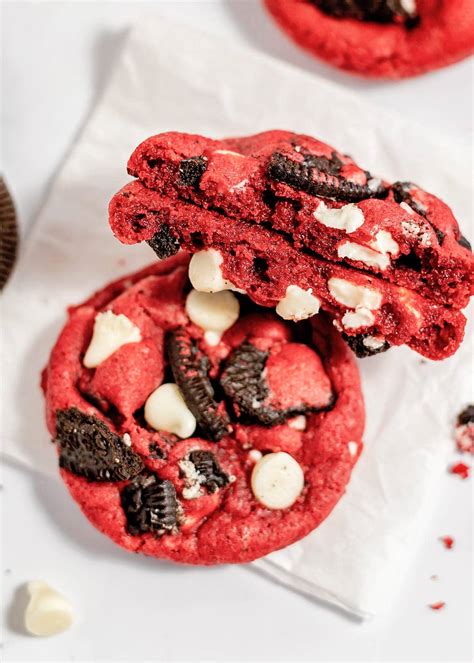Soft And Chewy Red Velvet Oreo Cookies