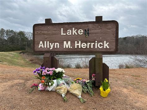 Laken Riley Funeral On A Rainy Afternoon In Georgia Loved Ones